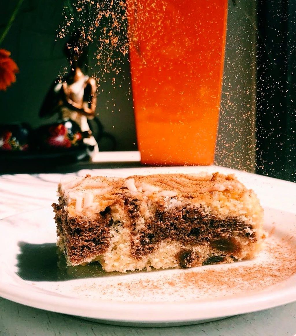 About Us | Hemingways Coffee Shop Haslemere